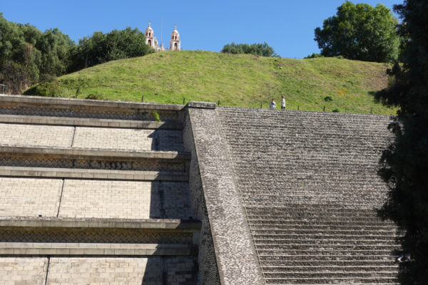The Pueblo Magico town of Cholula (Mexico)