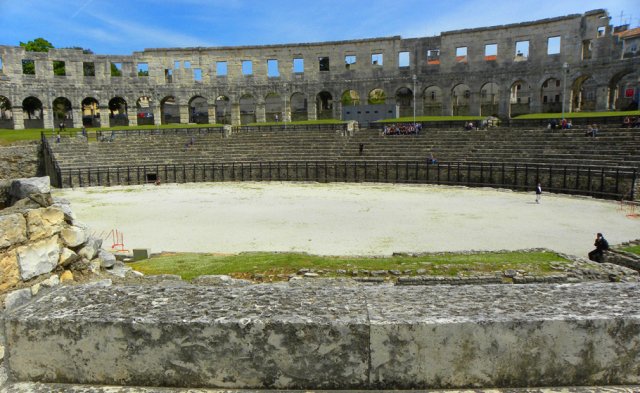 How Pula's Amphitheatre stacks up against other Roman arenas