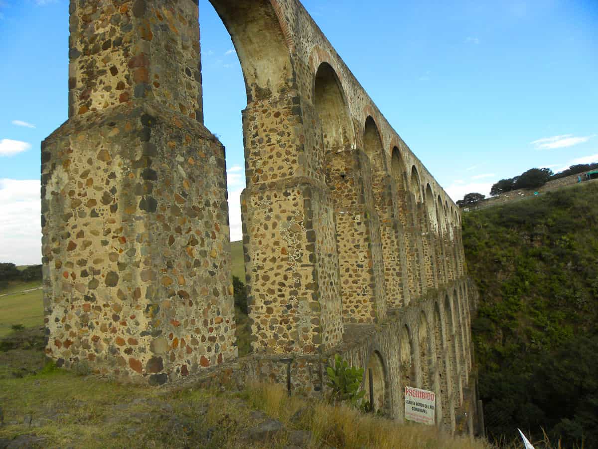 The Pueblo Magico town of Tepotzotlán (Mexico)