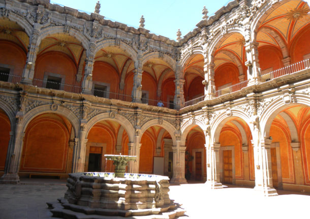 The Expat helping foreigners relocate to Mexico